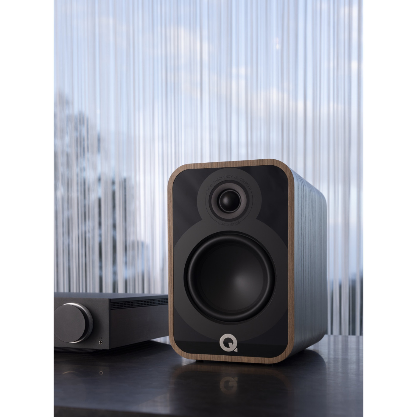 Q Acoustics 5010 - Holm Oak (Per Piece) | Hi-Fi+ Benelux