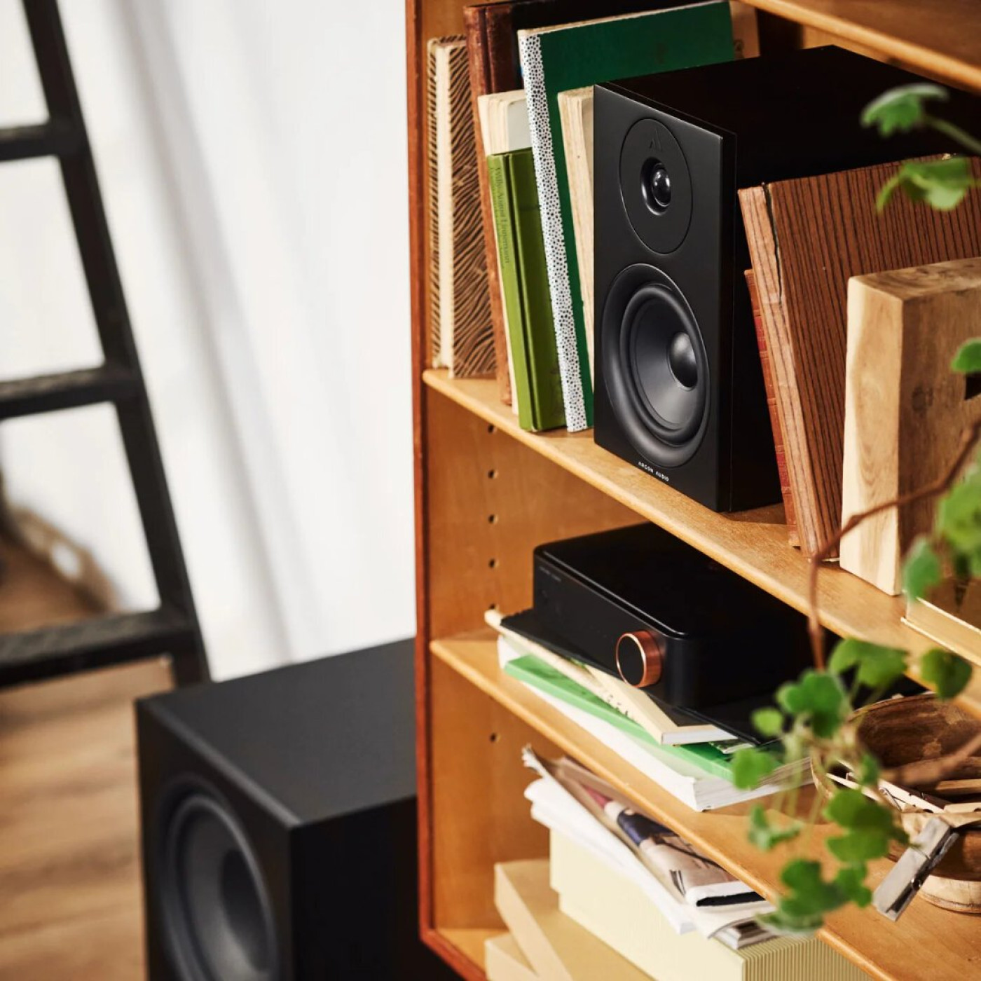 Argon Audio Forus 5 - Black (Per Pair) | Hi-Fi+ Benelux