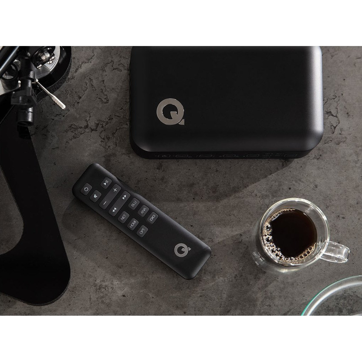 Q Acoustics Q Active 400 (Per Pair) - Black | Hi-Fi+ Benelux